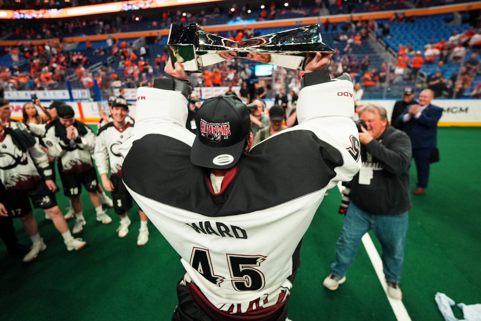 Mammoth Sign Goaltender Dillon Ward to Four-Year Deal - Colorado ...